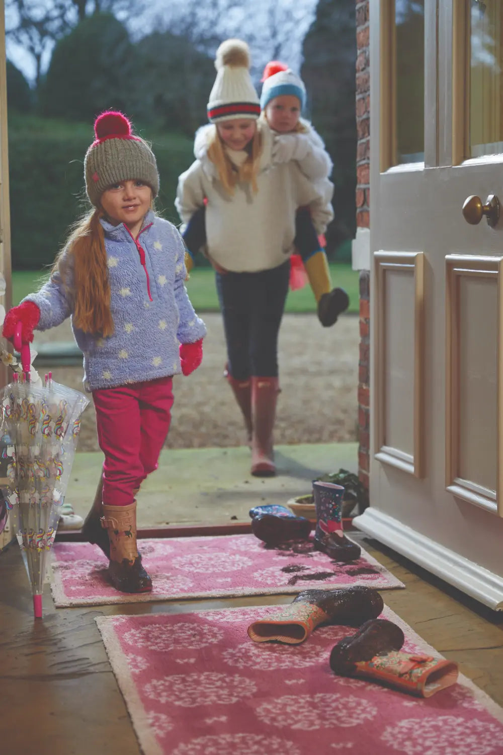 Patterned Hug Rug Home 37 Multicoloured Rug — RugsDirect Online