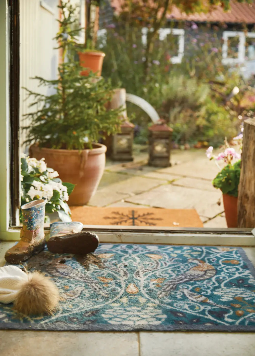 Patterned Hug Rug Nature 25 Multicoloured Rug — RugsDirect Online