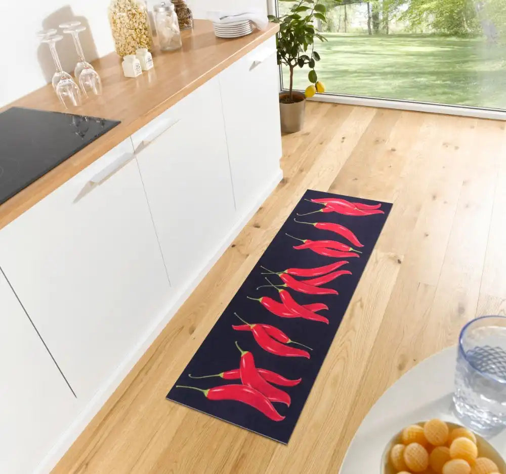 Cook & Clean 105727 Chilli Black, Red Rug — RugsDirect Online